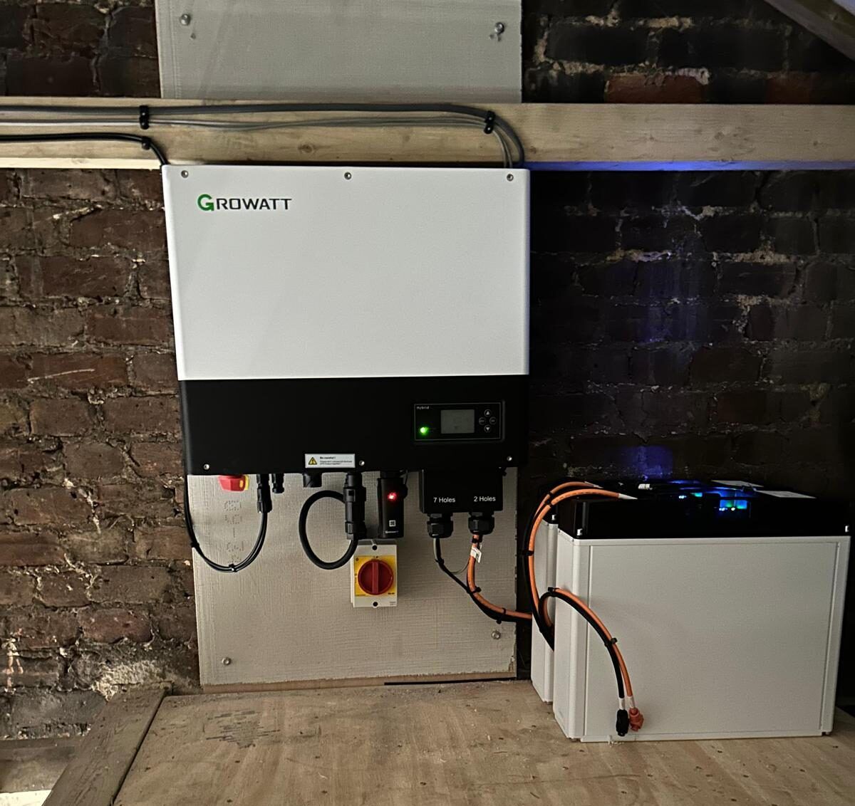 Solar Energy Battery Storage - JLF Total Solutions - Medway